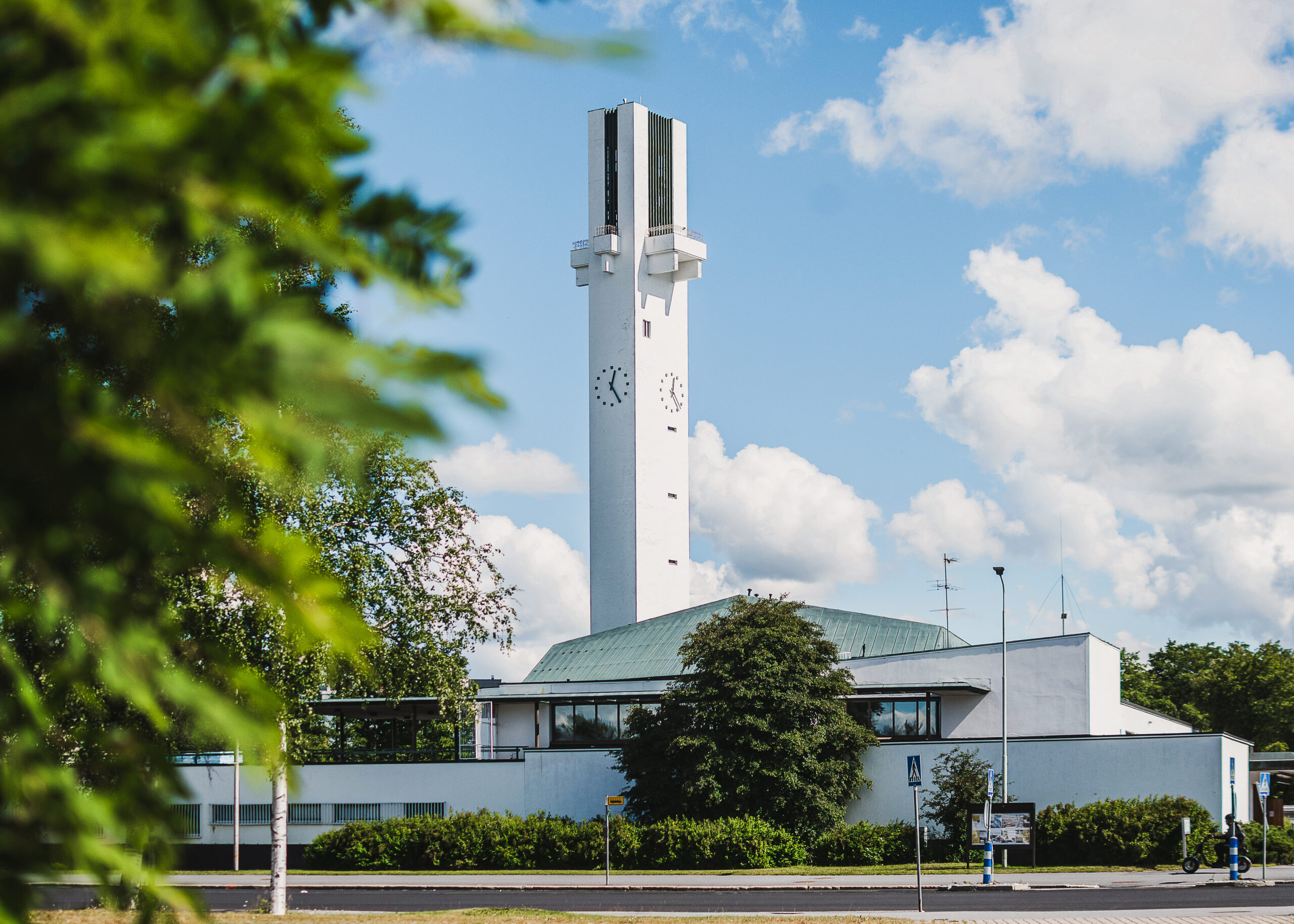 Lakeuden Ristin torni auki yleisölle – Kirkkopäivät